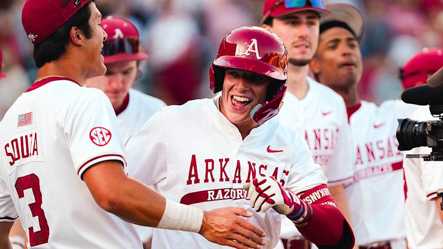 Arkansas can't ignore lesson of Razorbacks' past as key season moment ...