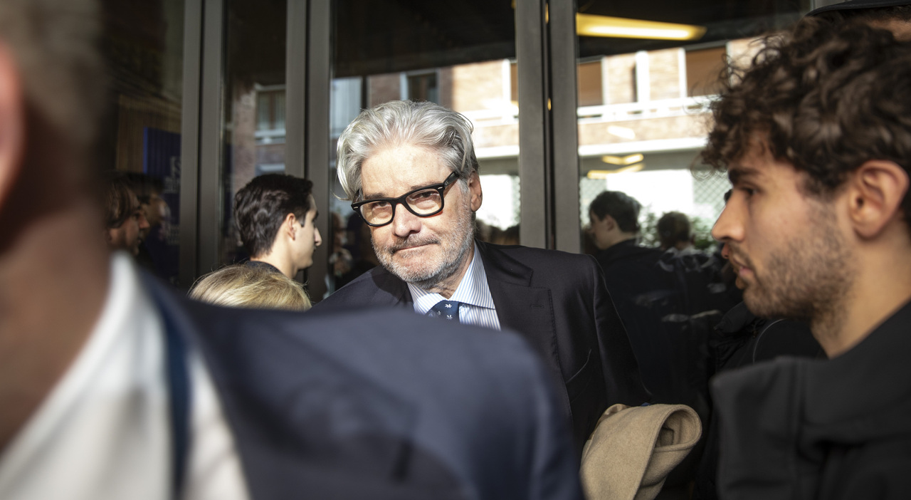 Paolo Del Debbio blinda il suo futuro a Mediaset: «Nessuno mi manda via ...