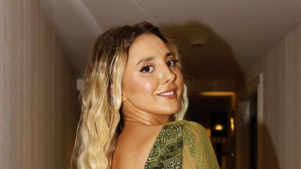 El look minimal chic de Berni Cella para celebrar su cumpleaños: total ...