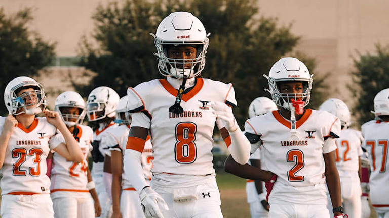 Football highlights of Adrian Peterson's teenage son are going viral ...