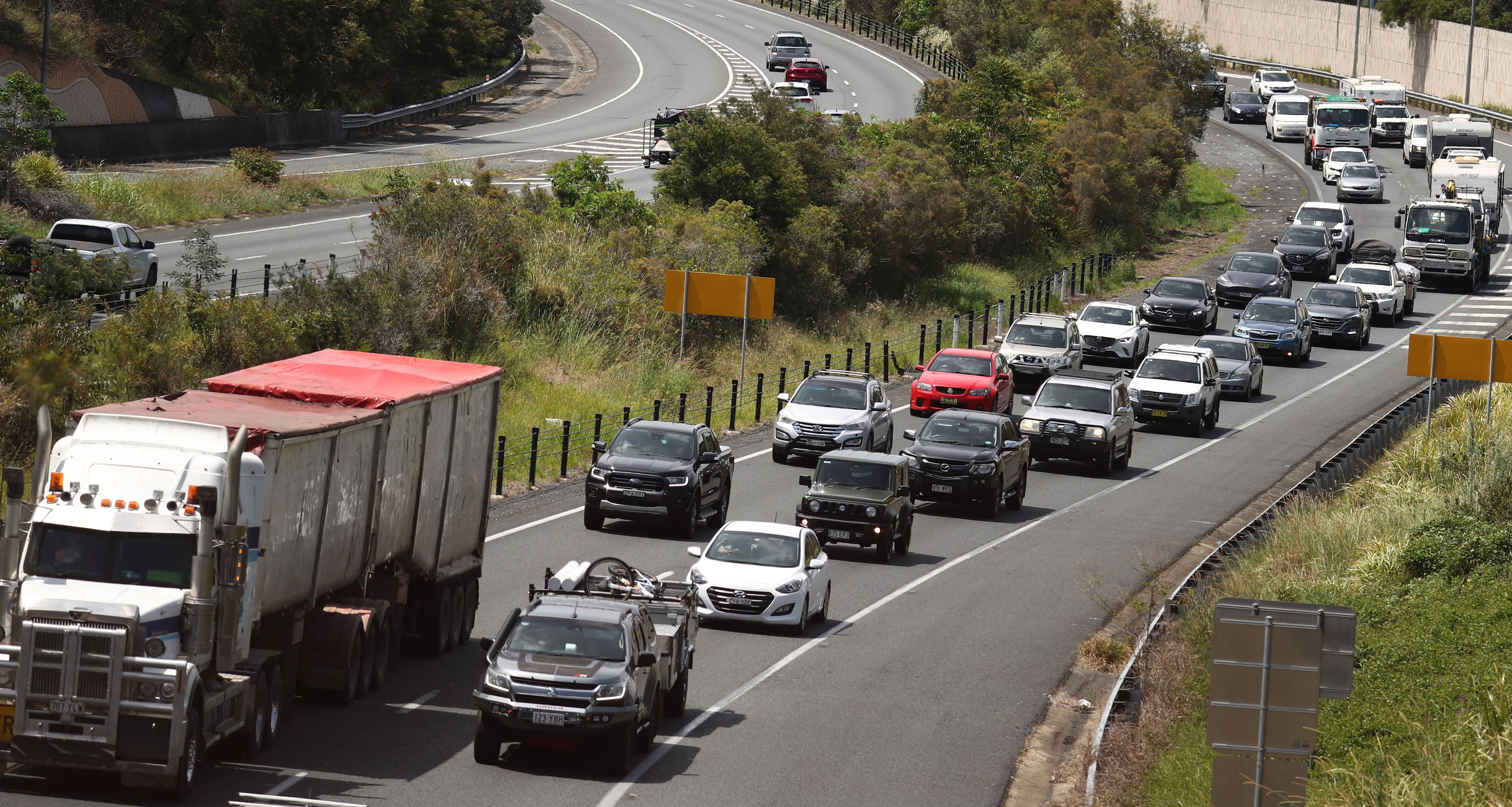 Millions of Aussie drivers offered fuel and car registration discounts ...