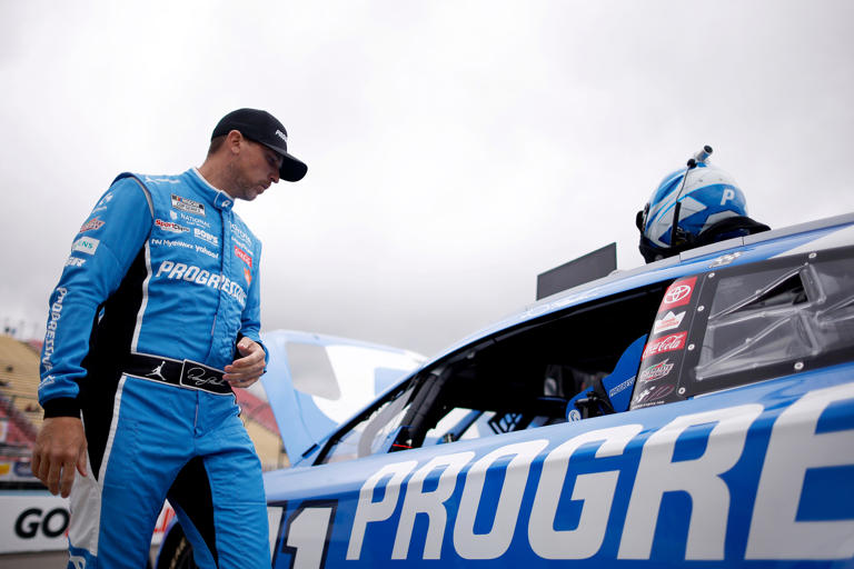 NASCAR Cup Series at Dover: Starting lineup, TV schedule for today's ...