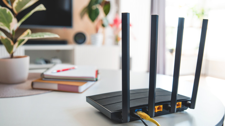 How to hide your router without losing signal quality