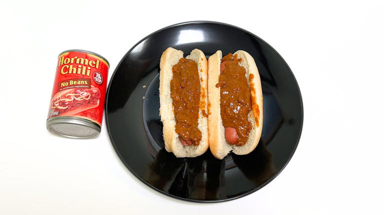 8 store-bought chili brands for hot dogs, ranked worst to best