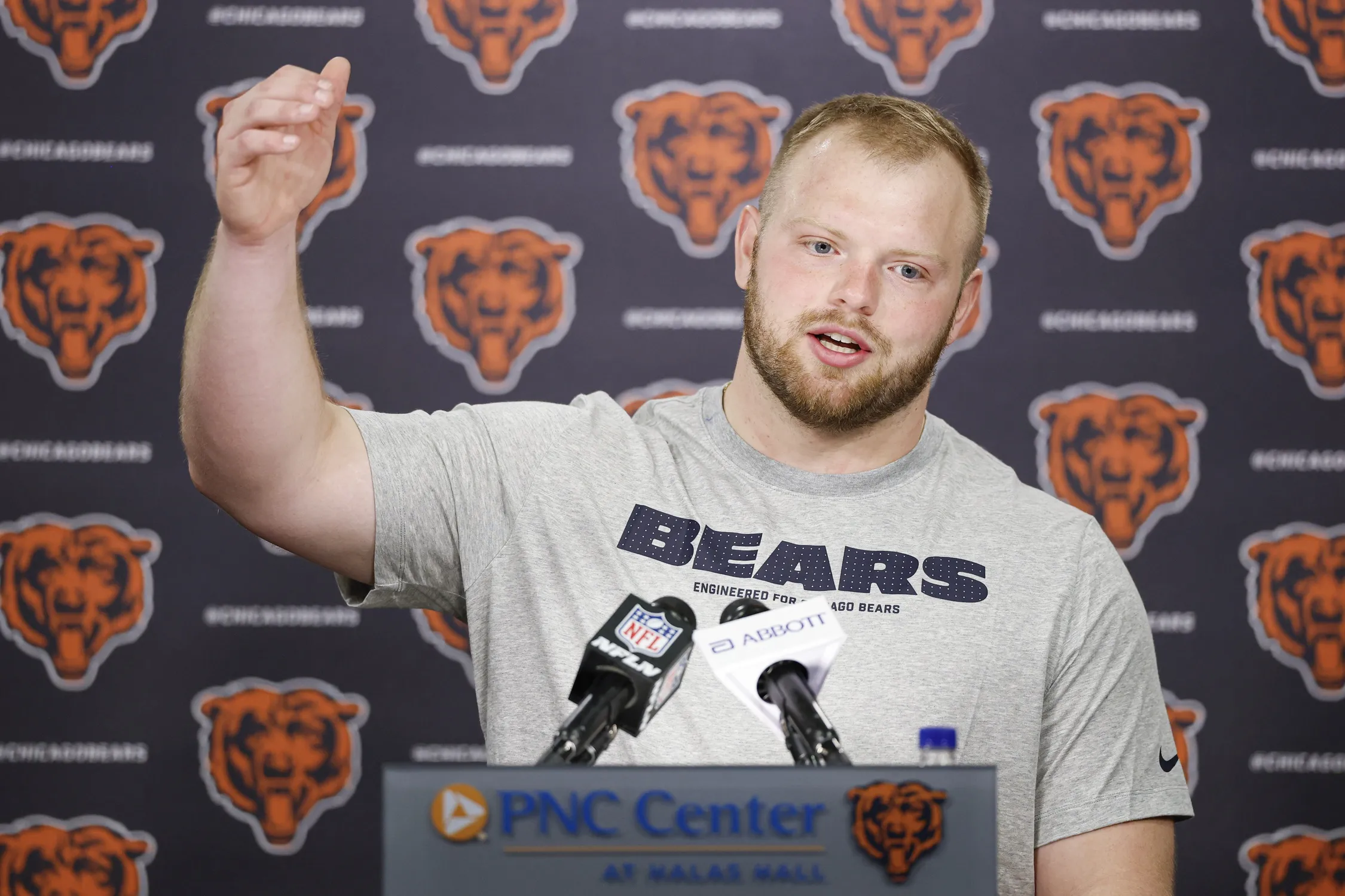 Bears rookie Logan Jones embraces No. 54 and high expectations in Chicago