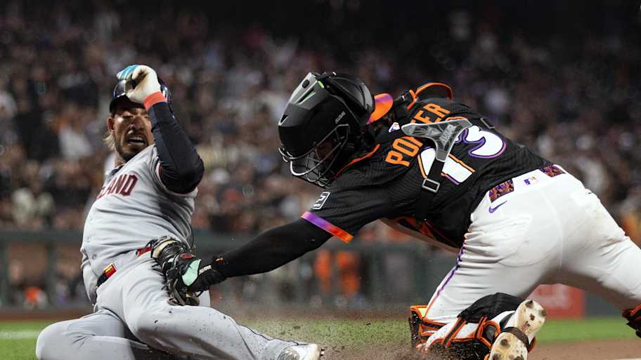 The SF Giants reportedly sneak in roster move following surprise ...