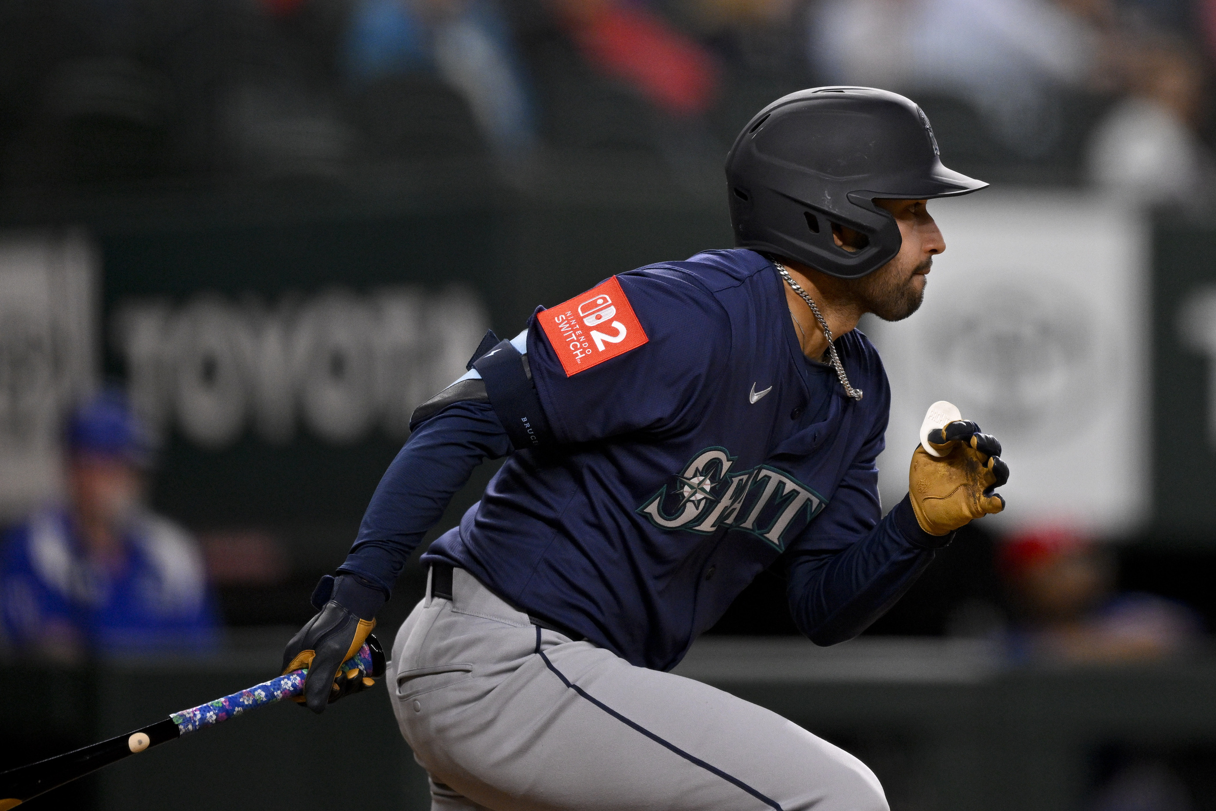 Astros claim Rhylan Thomas, move Brown to 60-day IL