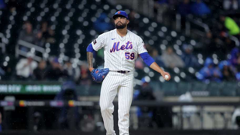 It may be up to Steve Cohen to decide which NY Mets players are cut next