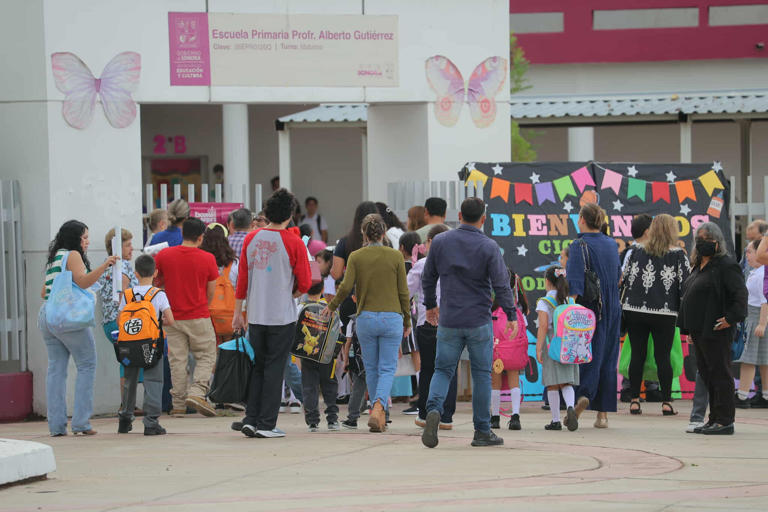 Rechazan maestros y padres adelantar fin del ciclo escolar al 5 de ...