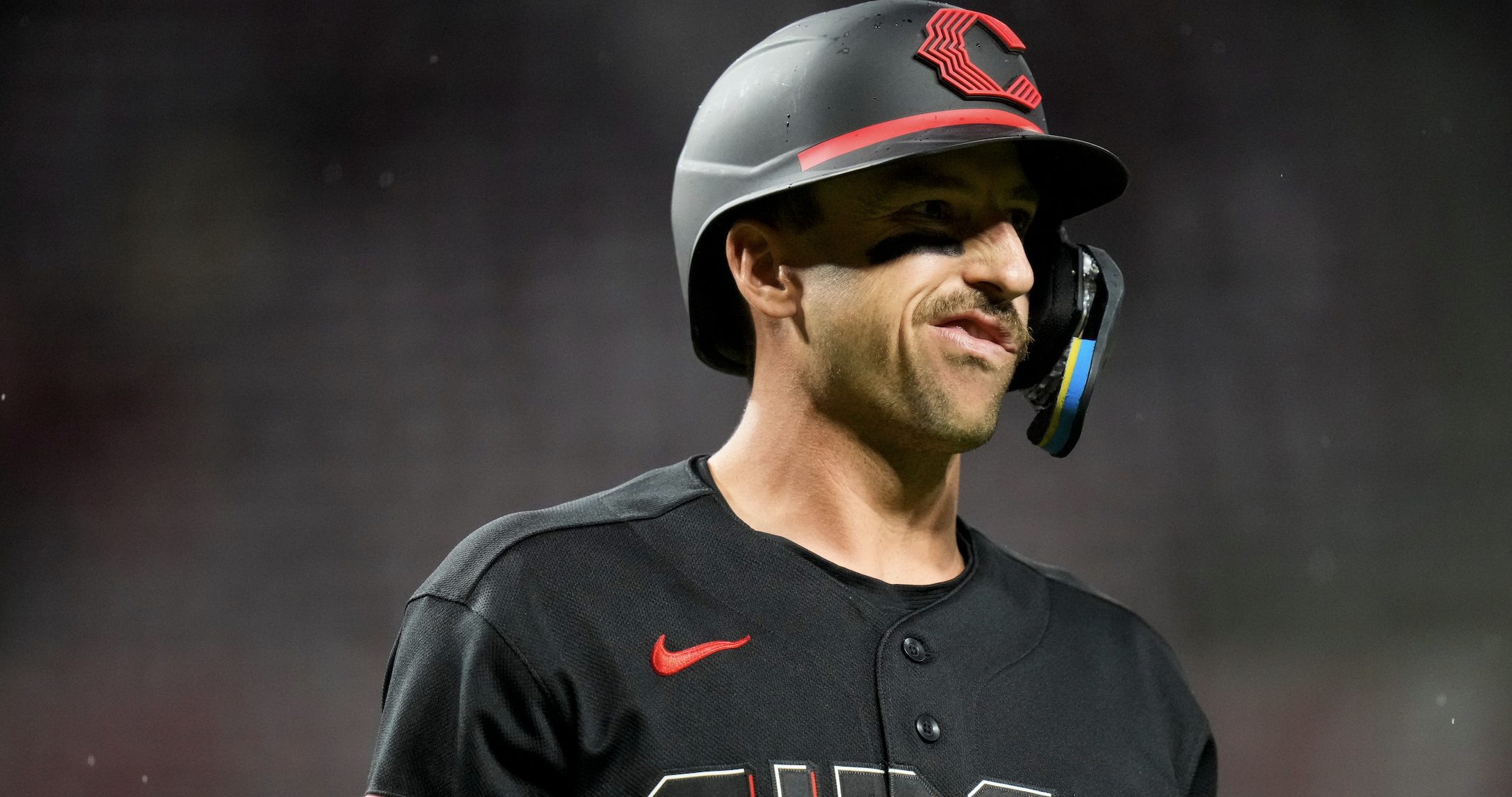 MLB announcer calls his own team 'embarrassing'