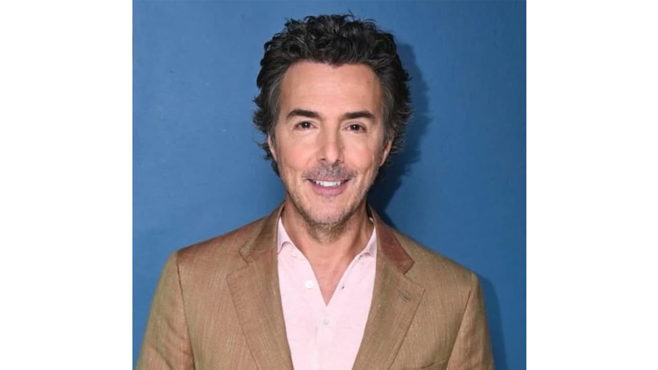 Shawn Levy to direct new sci-fi movie 'Somewhere Out There' for Netflix