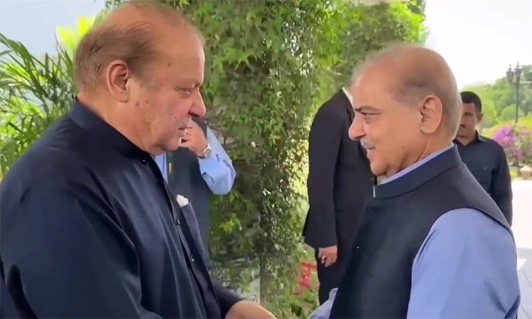 PM discusses political situation with Nawaz SharifPublished on: May 10 ...