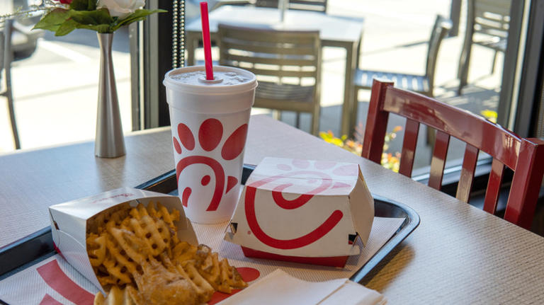 The Chick-fil-A drink Reddit calls both 'disgusting' and 'the country's ...