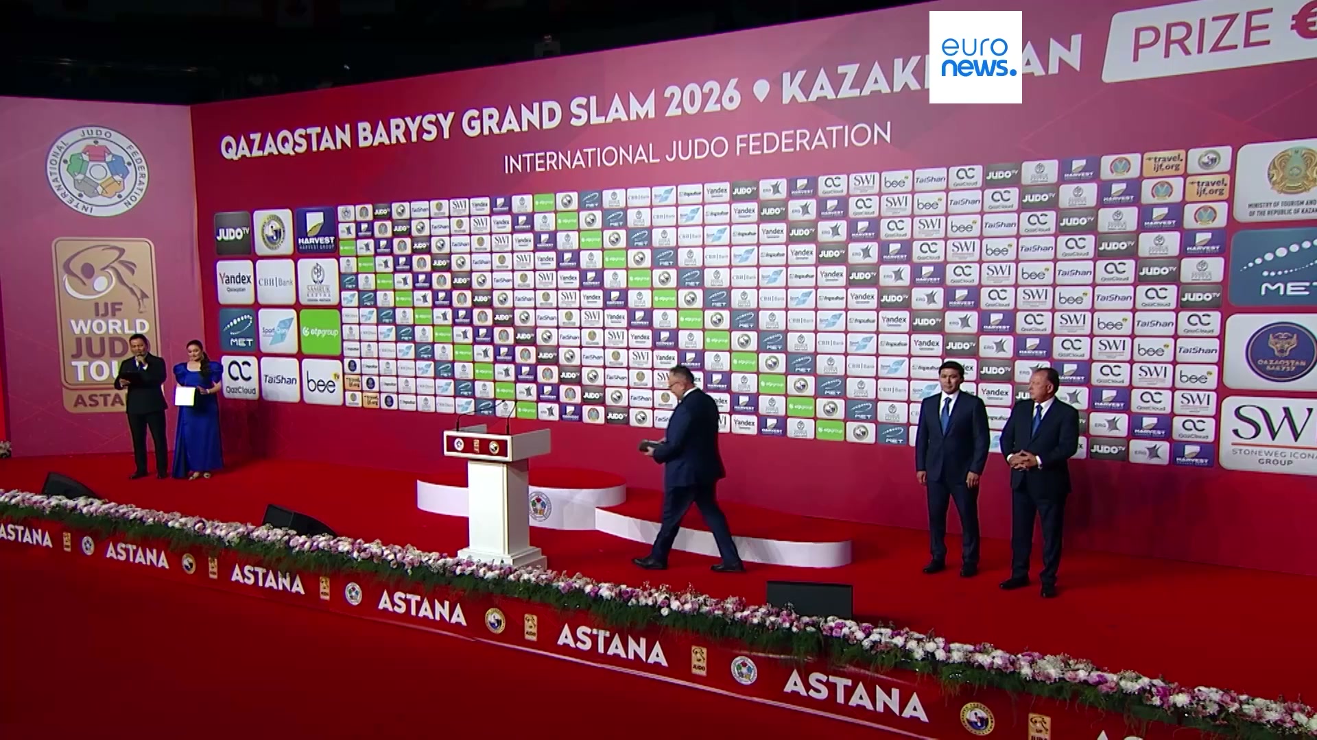 Kazakhstan strikes gold on day 2 in Astana