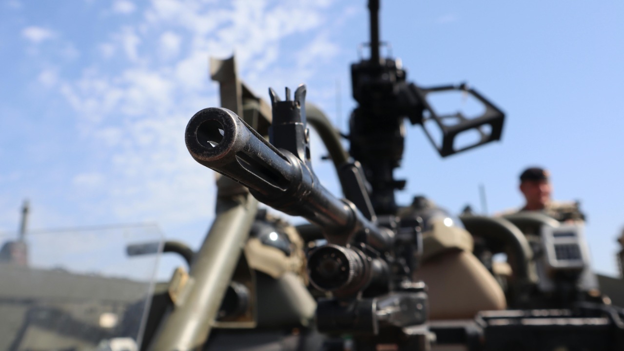 Pentagon wants AI-powered turrets on military vehicles that can detect ...
