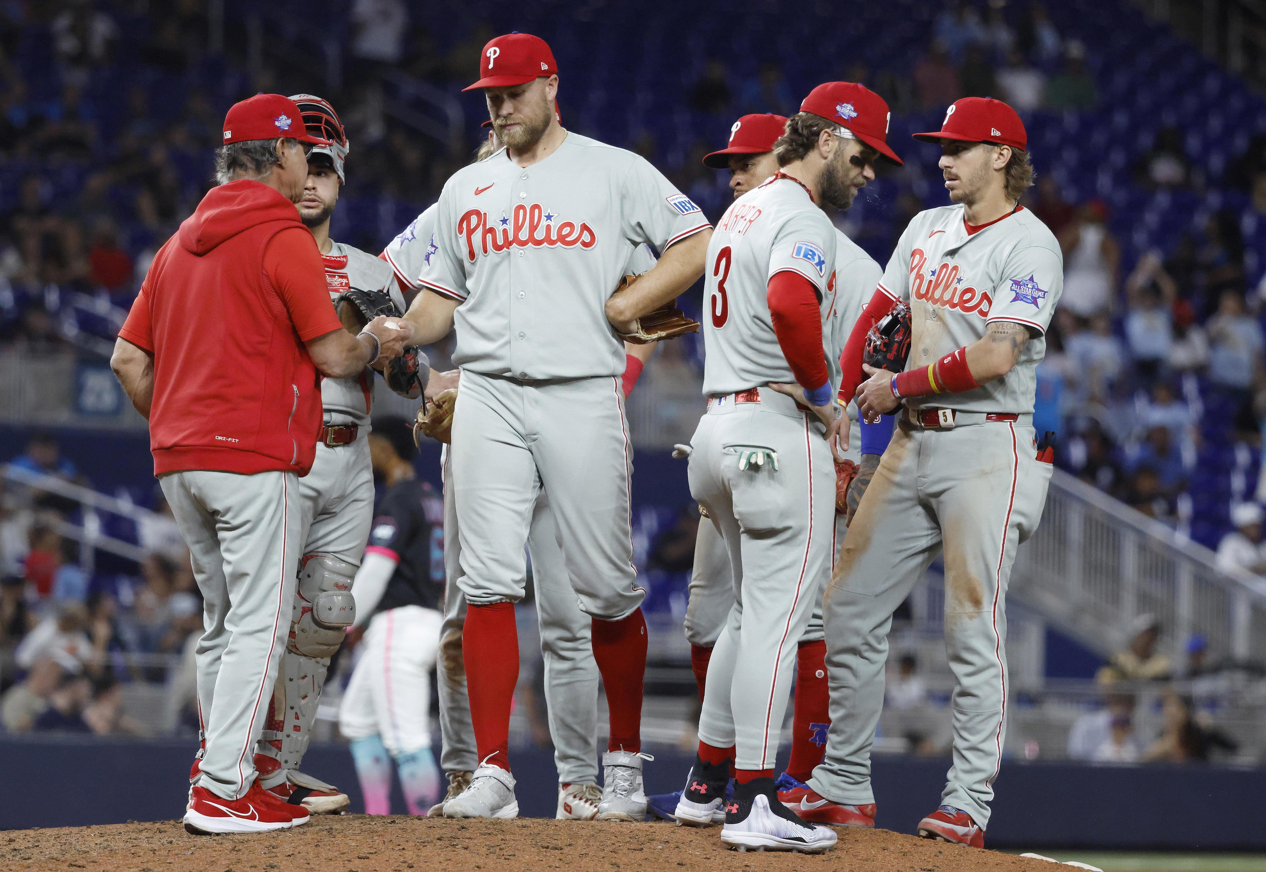 The notes: Adolis Garcia’s approach and big bad Jon Bowlan’s usage