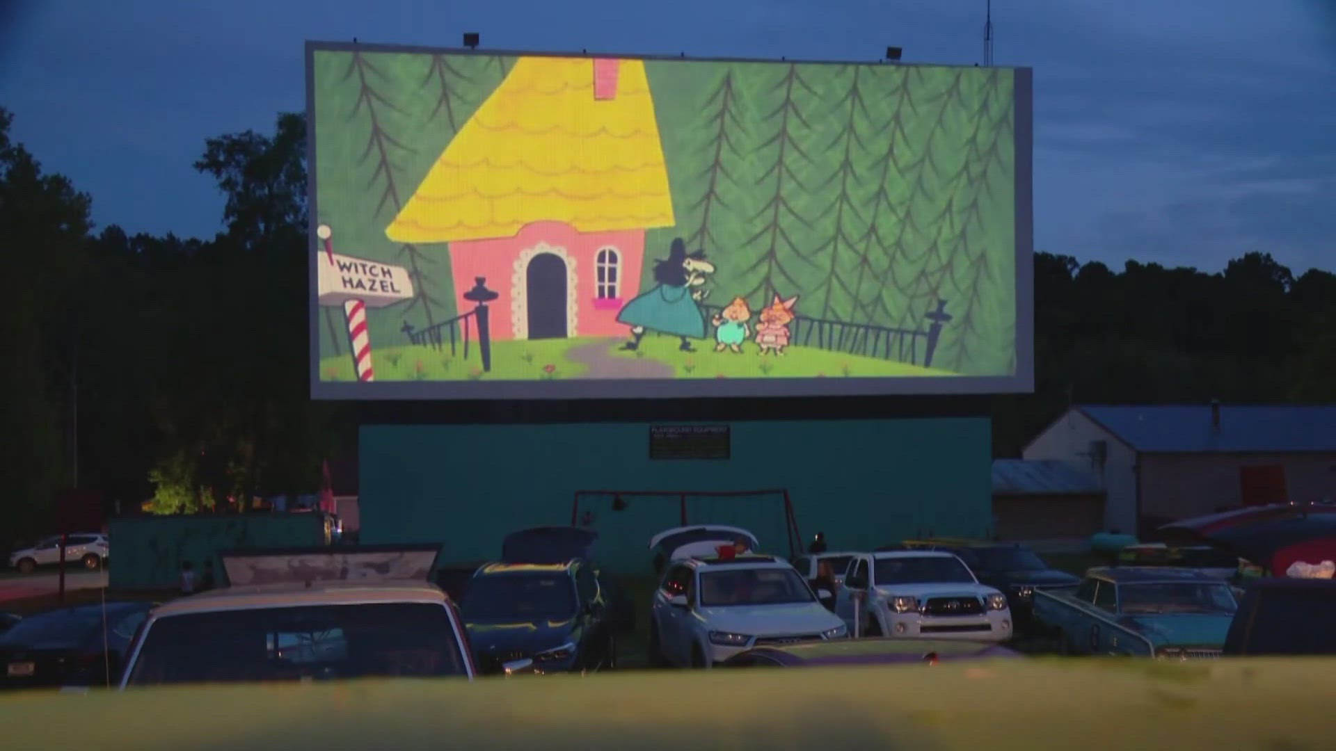 Georgetown drive-in celebrates 75 years
