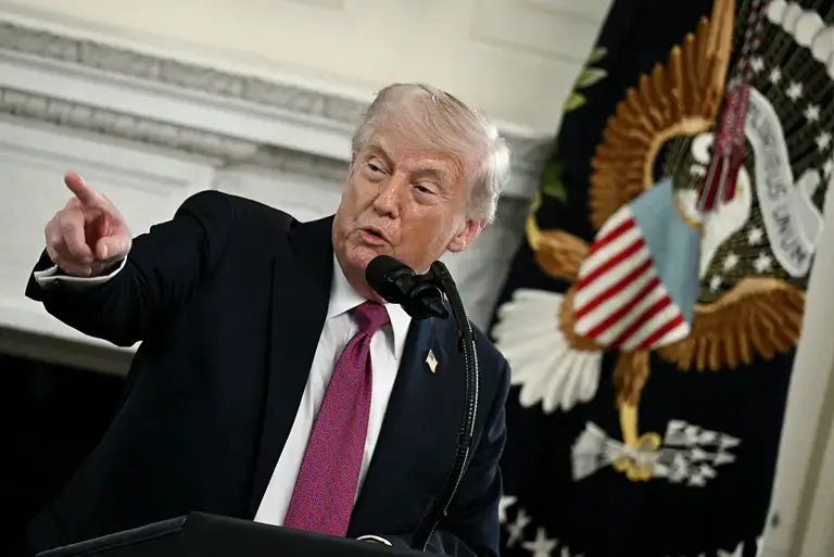 'Unbelievable': Trump veers off script after spotting a hat — then ...