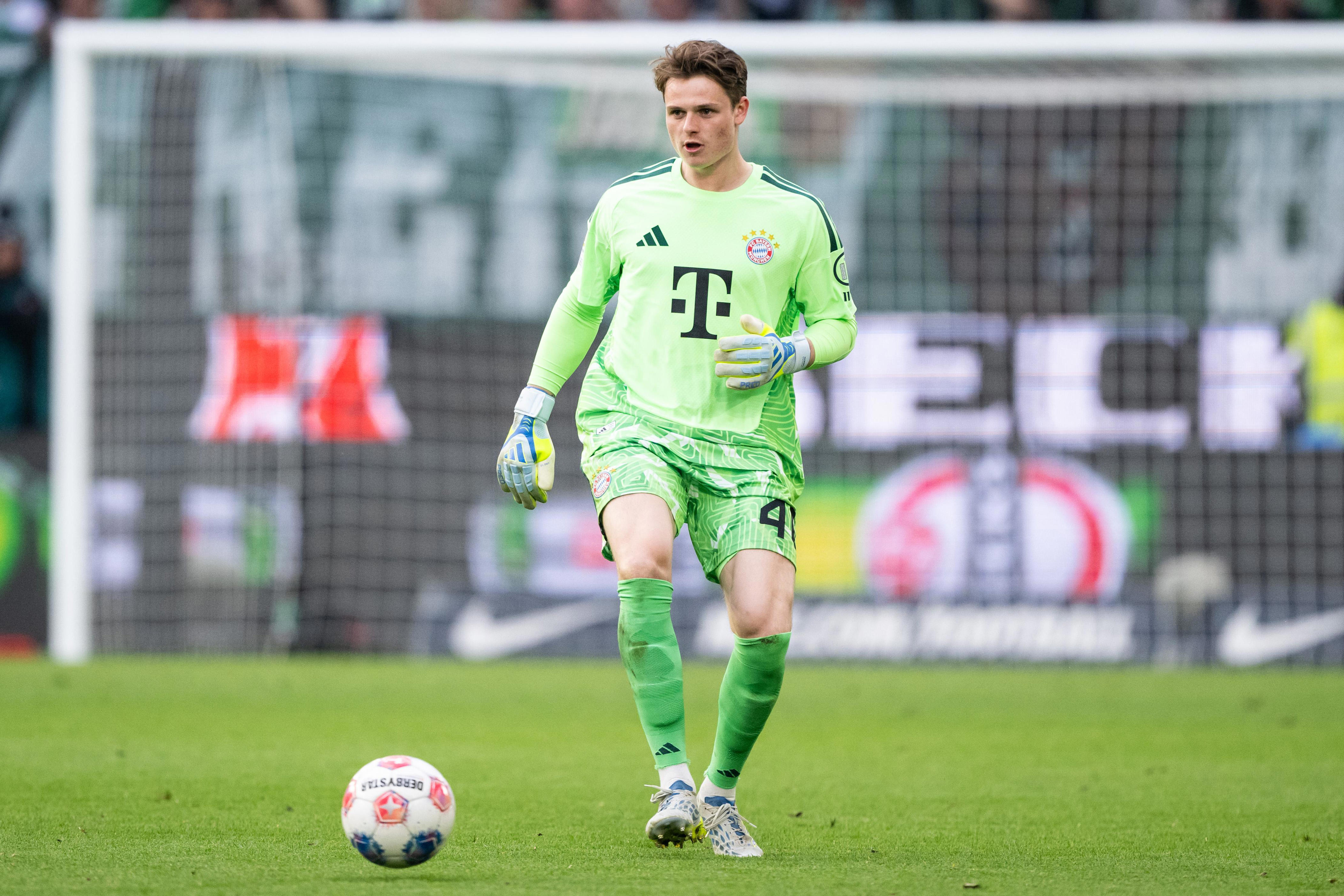 After stellar performance vs. Wolfsburg, Bayern Munich’s Jonas Urbig ...