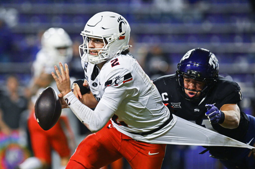 4 NFL teams want to sign QB under NCAA investigation
