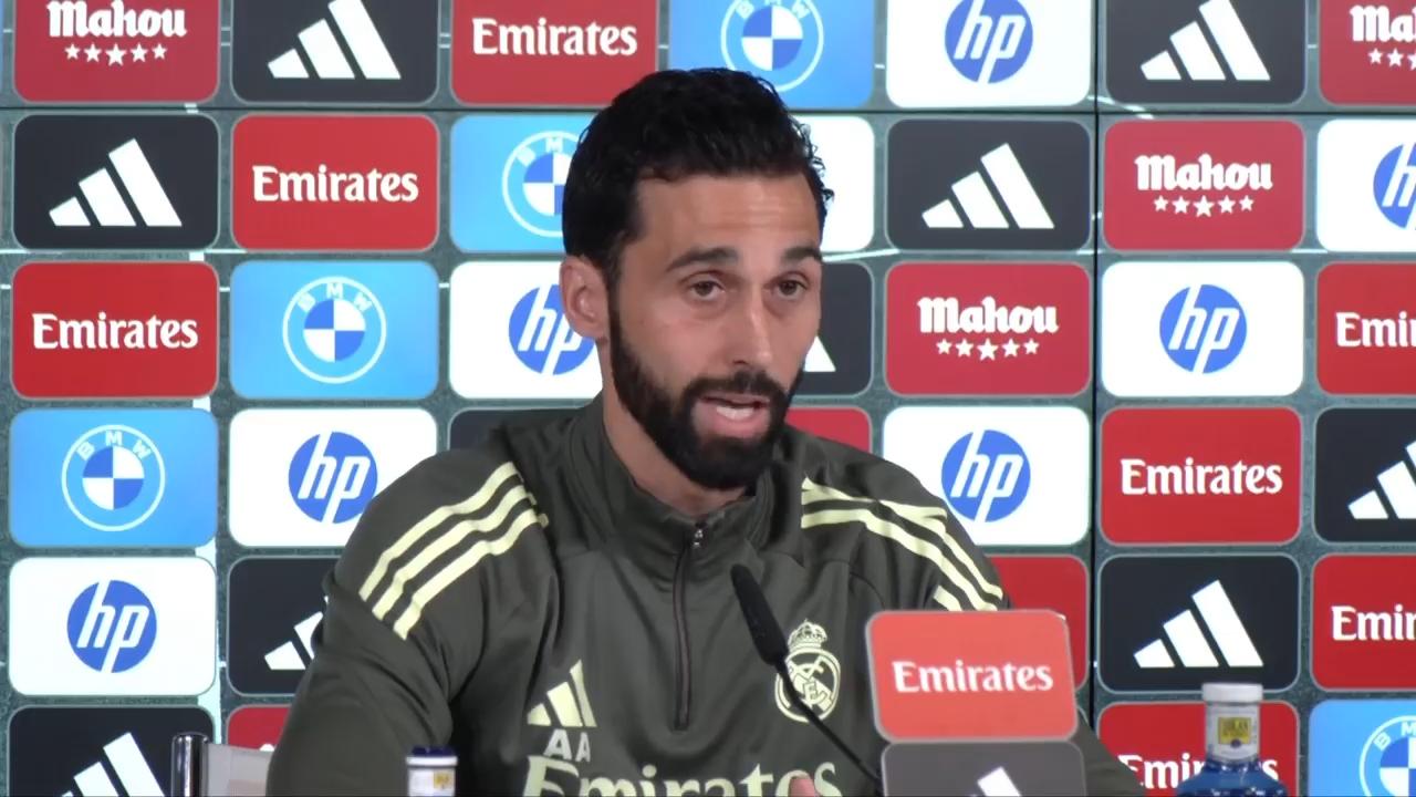'I won't burn my players at the stake' - Arbeloa on duo altercation