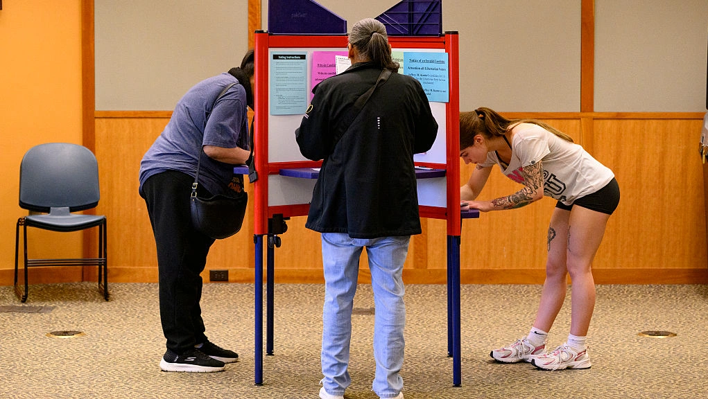Ohio races emerge as pivotal test for control of Congress