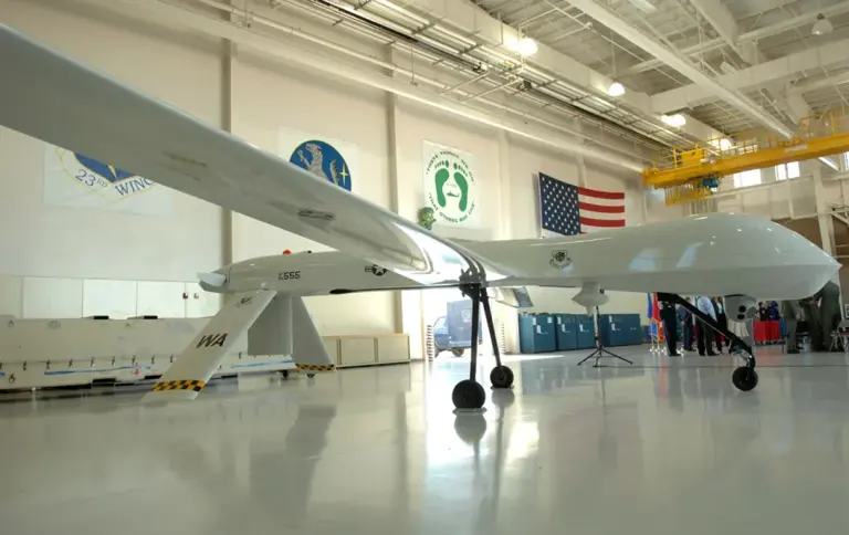 1,000 WWII planes still sit frozen in time in an American aircraft ...