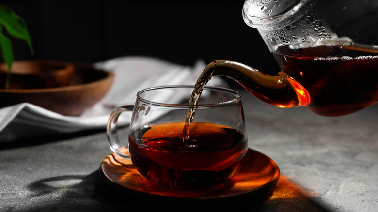 13 best food souvenirs to look for while traveling (that won't trip you ...