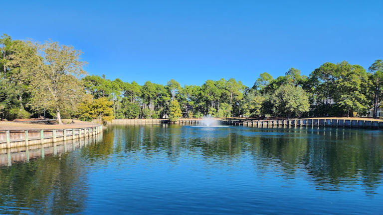 North Carolina's charming town is a retiree destination with scenic ...