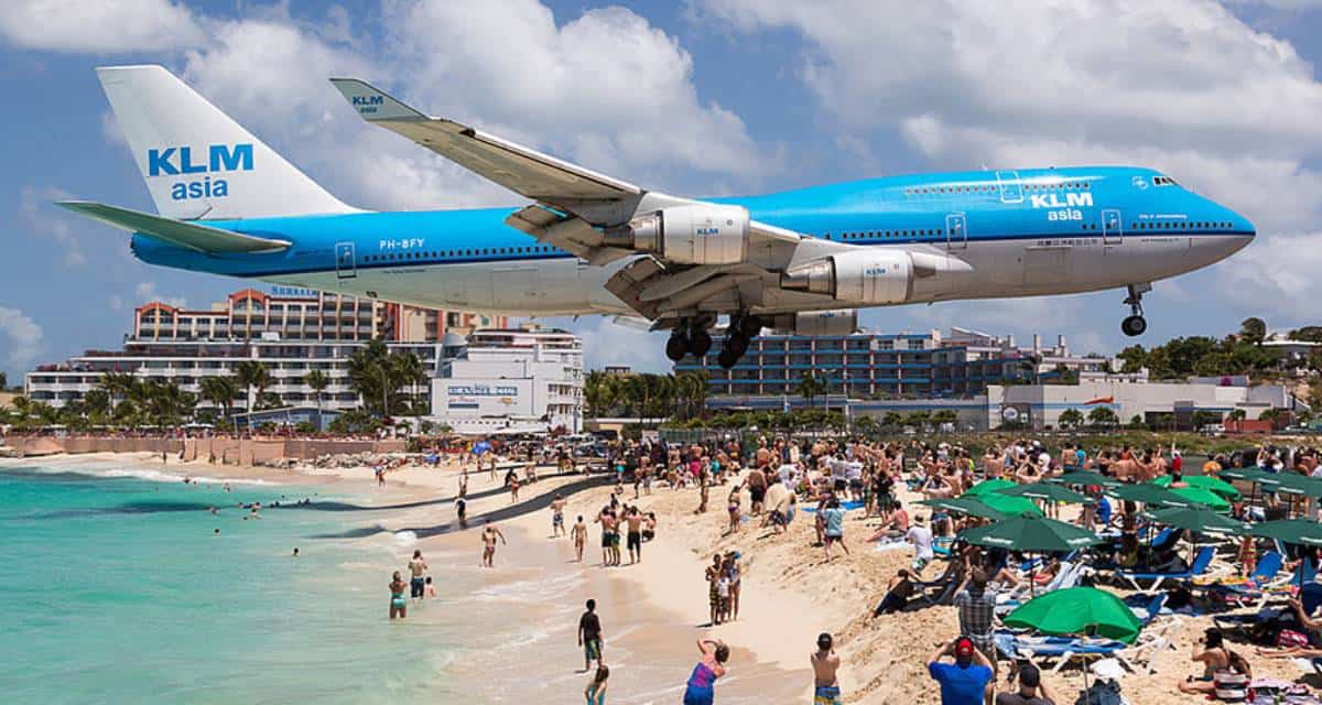 10 airports that require elite pilots to land safely