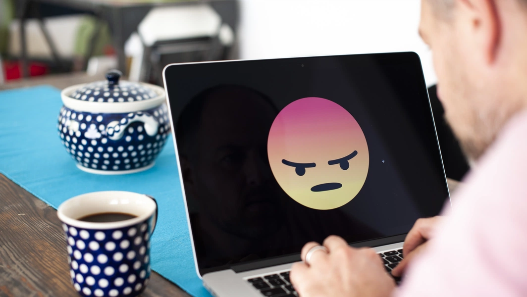Brain wave disruptions linked to attention loss in borderline traits