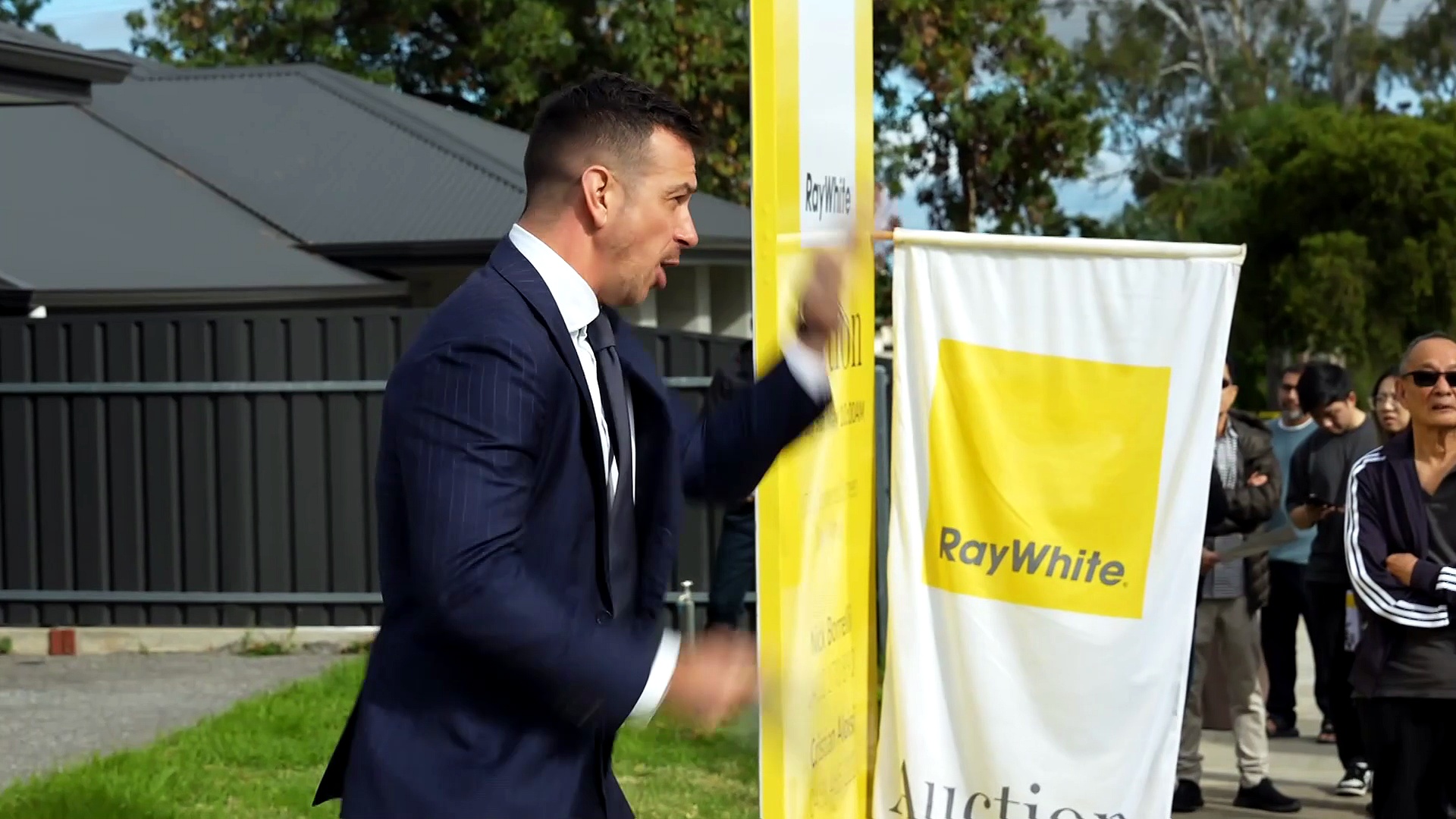 Experts say housing market to downturn as interest rates pressure buyers