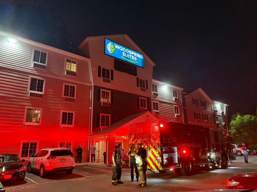 Fire at Woodspring Suites in Chesapeake triggers sprinkler system