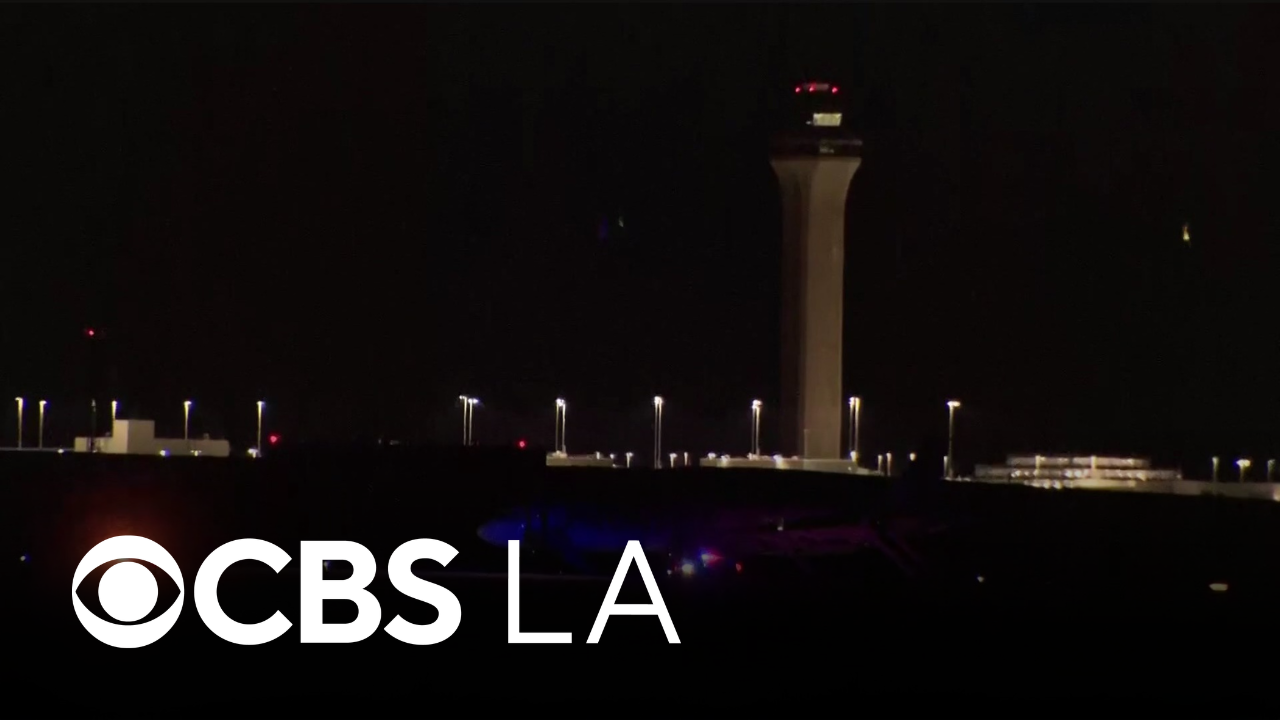Frontier plane heading to LAX from Denver International Airport fatally ...