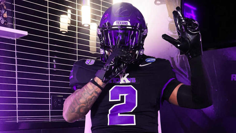 3-star JUCO All-American RB Markellus Bass commits to Tarleton State