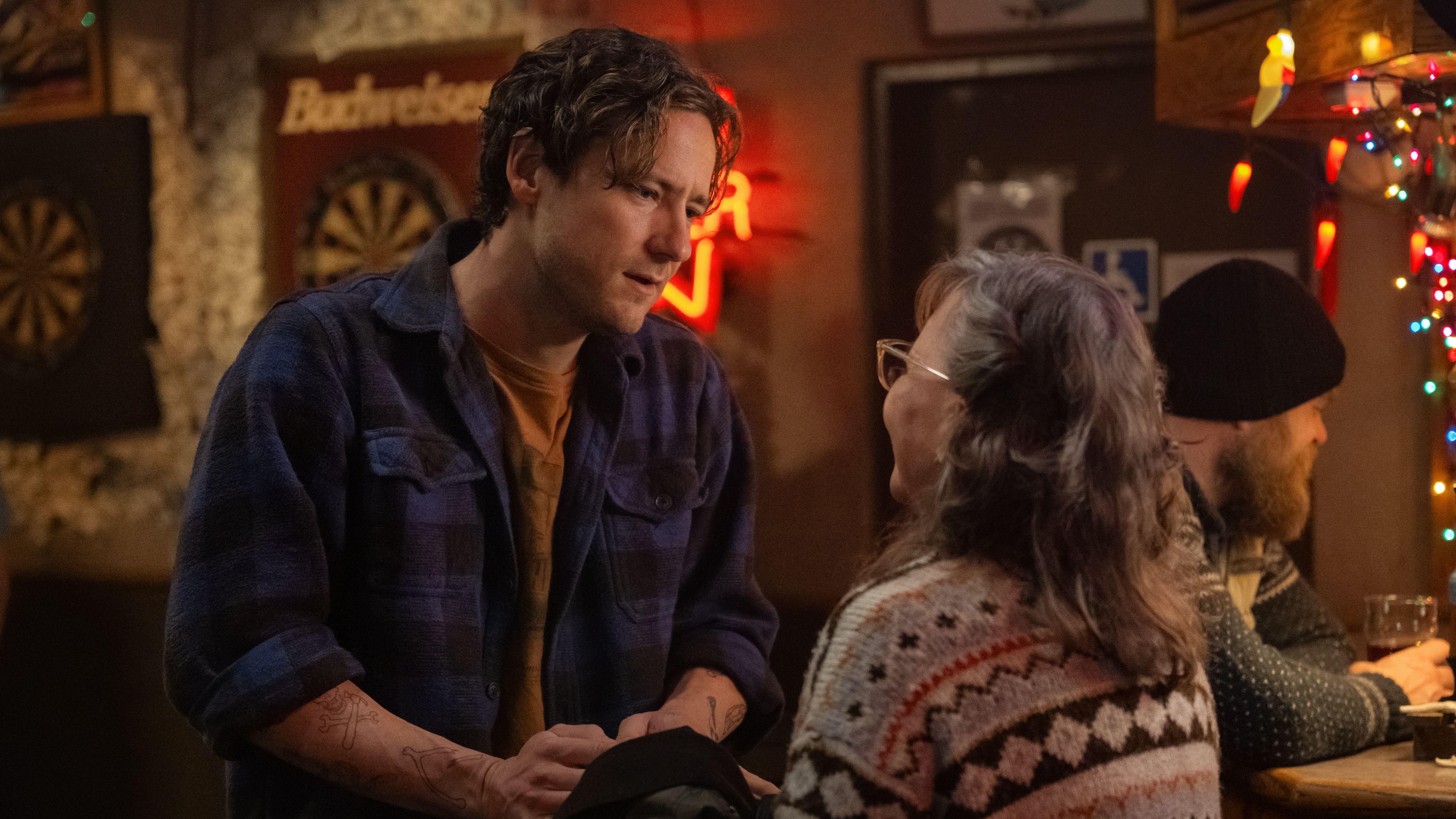 Netflix's Remarkably Bright Creatures completely rewrites 1 character's ...