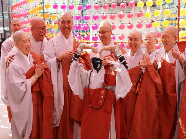Spirituality meets sci-fi: Meet 'Gabi,' South Korea's first humanoid ...
