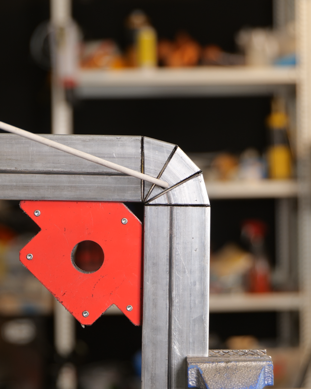 Satisfying metal folding with strategic cuts🛠️