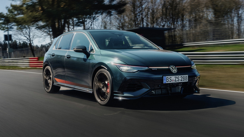 Volkswagen Golf GTI Edition 50 just snatched the FWD Nürburgring record ...