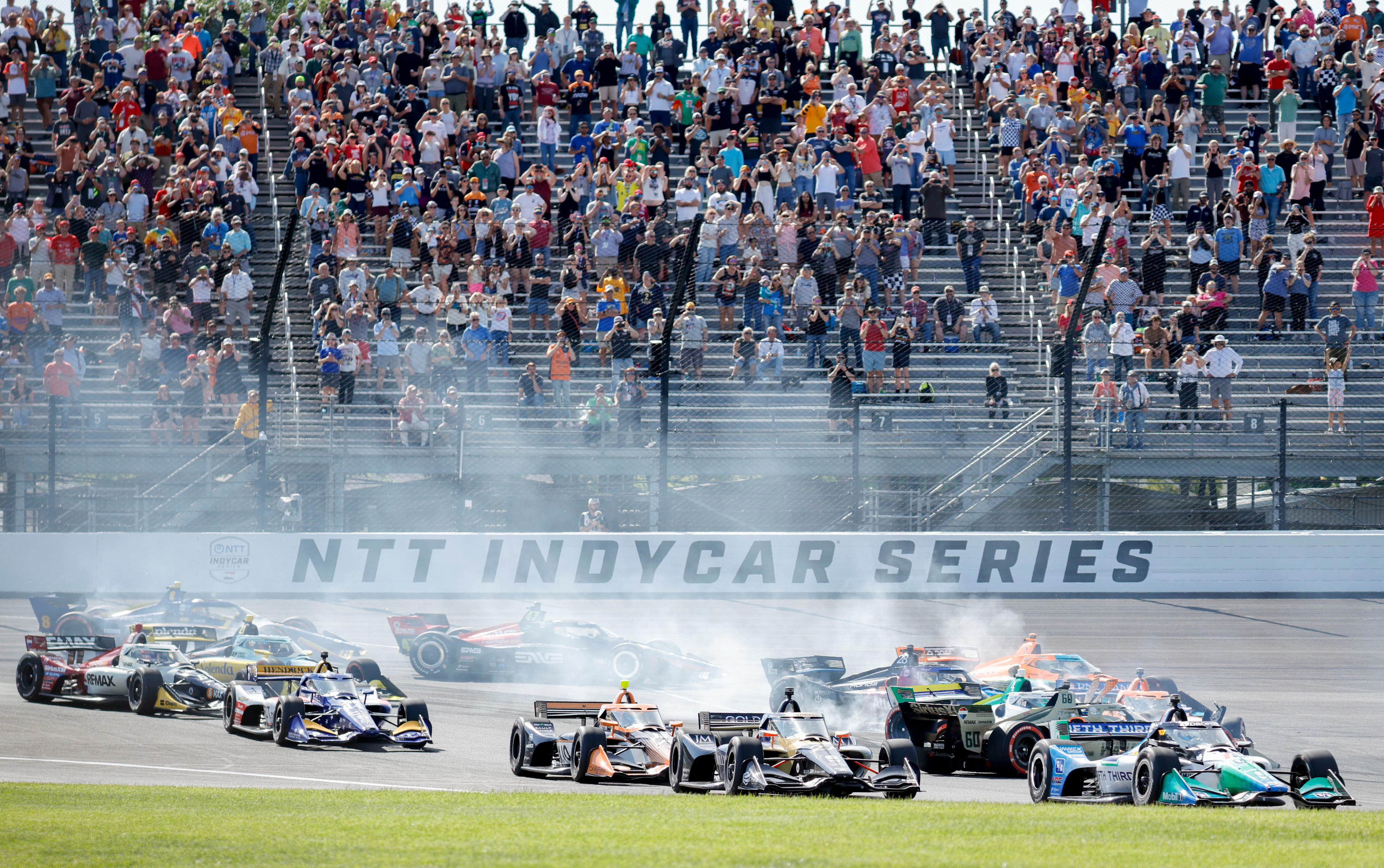Indianapolis Grand Prix live leaderboard, crashes today at Indianapolis ...