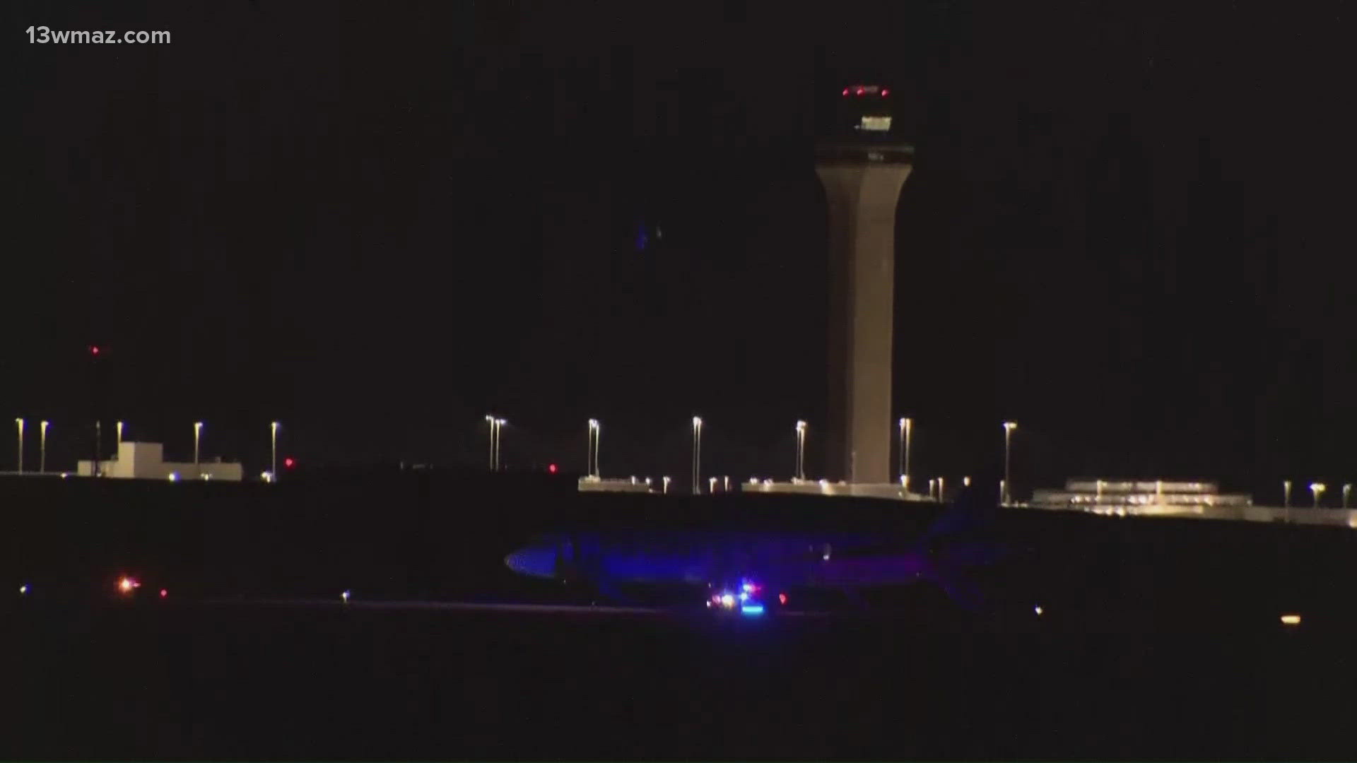 What to know about the Frontier Airlines plane that hit and killed a ...