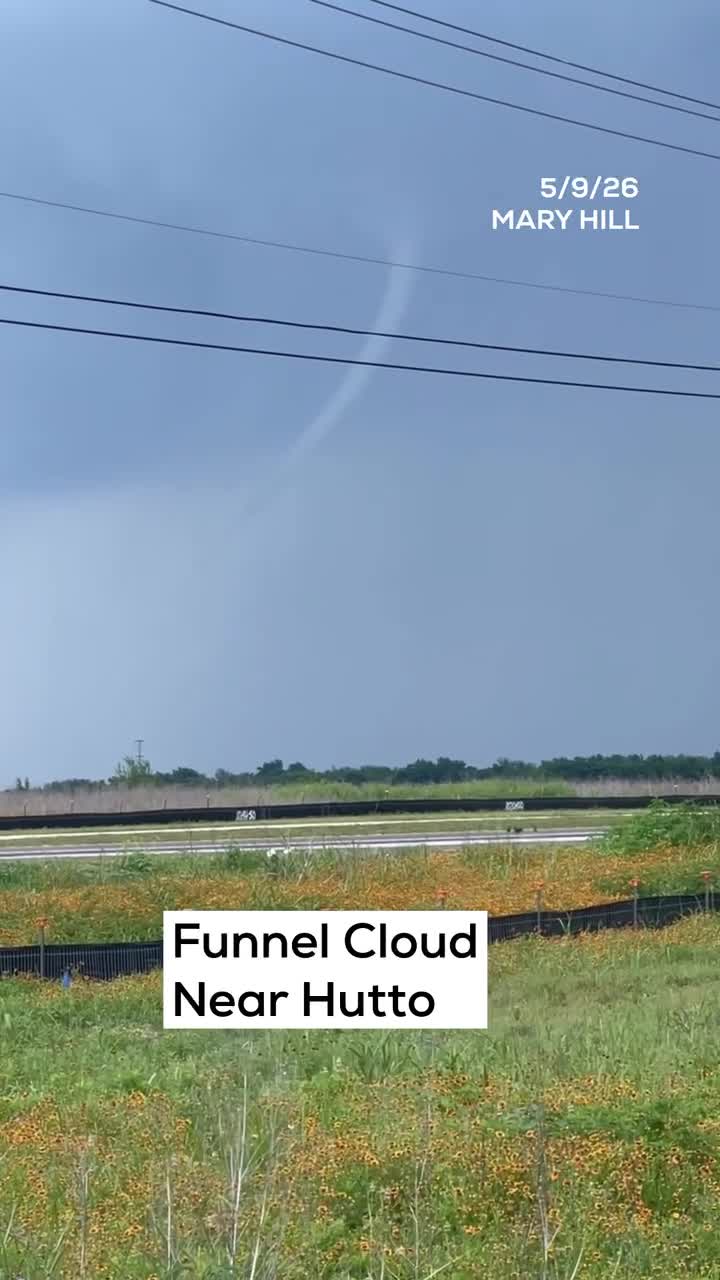 Funnel cloud above Hutto