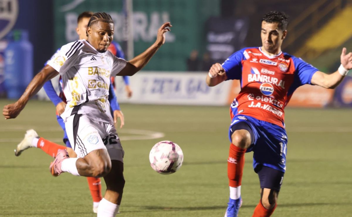Xelajú MC vs. Comunicaciones: hora, TV, cómo llegan y posibles ...