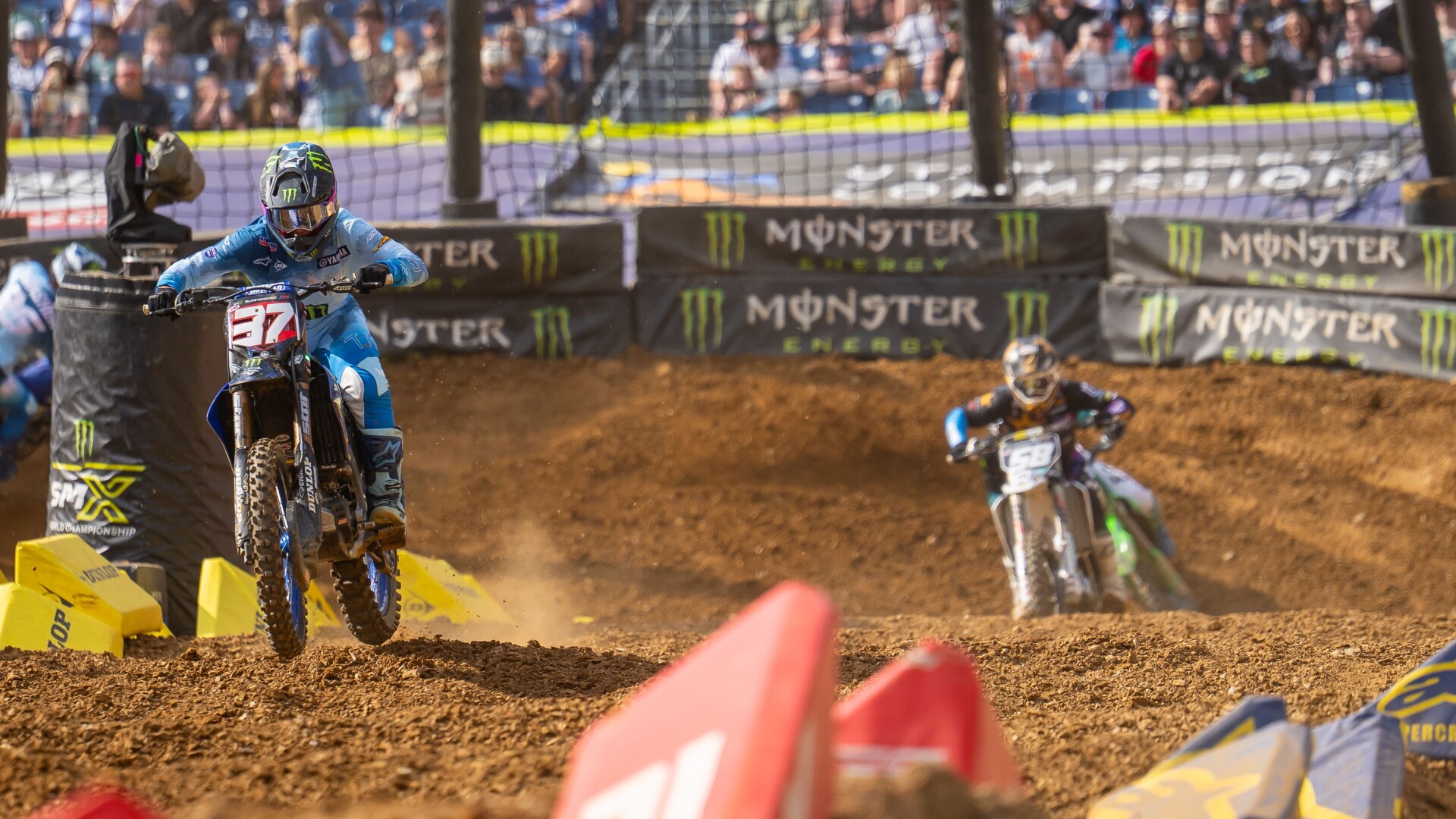 Cole Davies completes aggressive pass on Haiden Deegan for Salt Lake ...