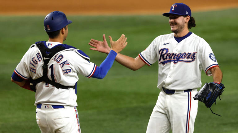 Jung, Foscue power Rangers past Cubs to halt 10-game winning streak