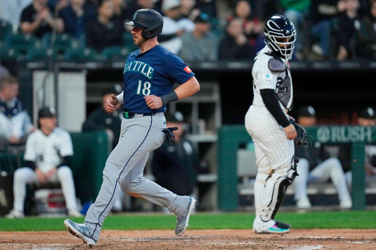 Miguel Vargas homers twice as the White Sox beat Luis Castillo and the ...