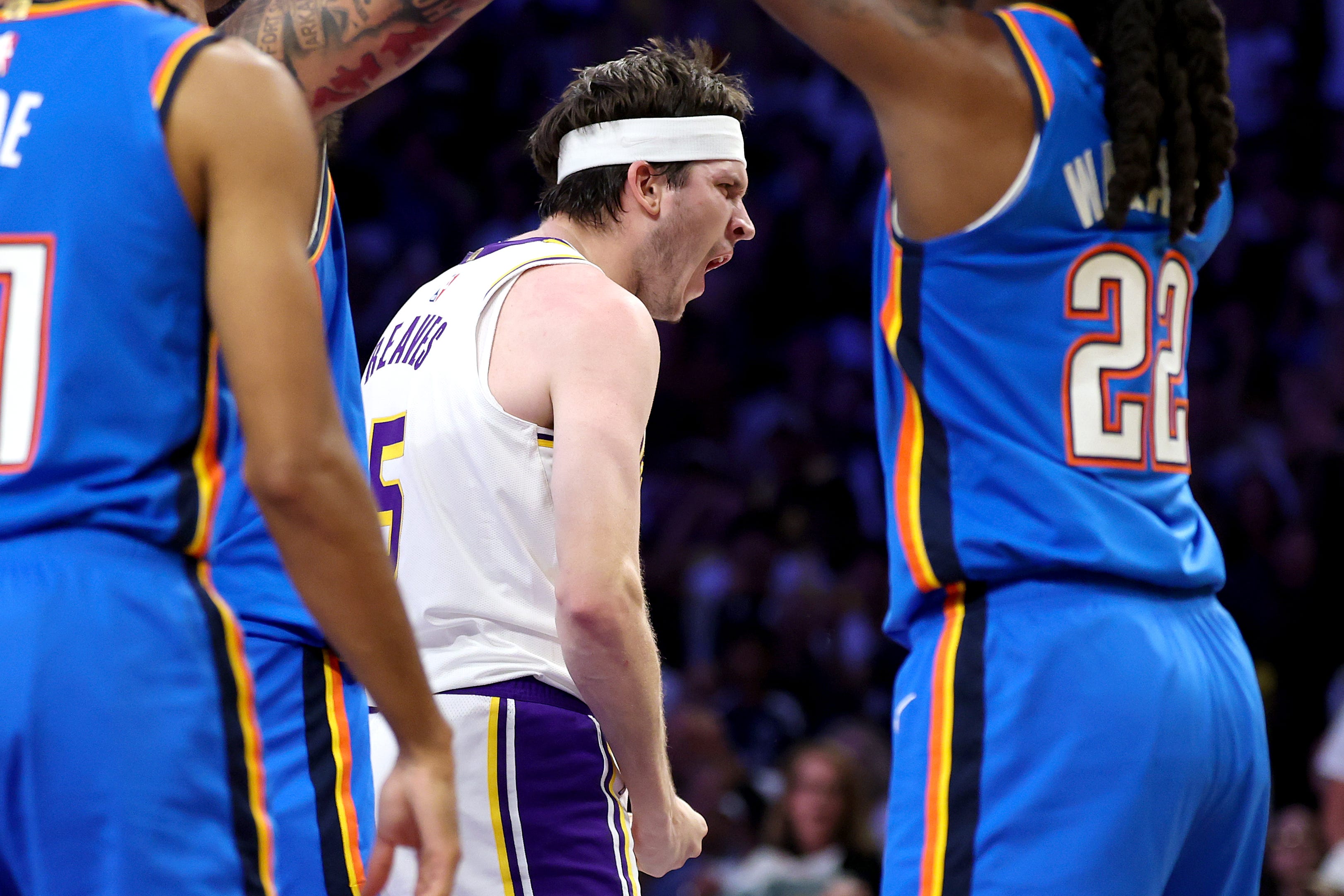 Los Angeles Lakers vs Oklahoma City Thunder odds for playoffs game 4