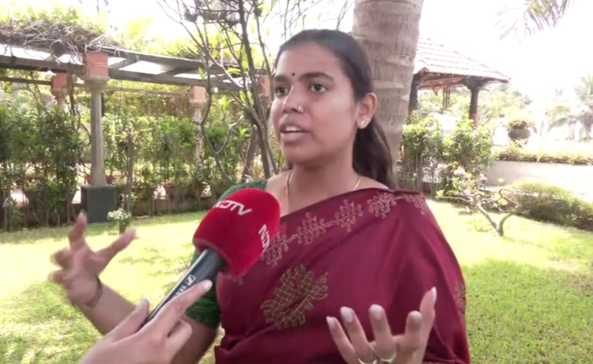 Meet S Keerthana, the youngest MLA in Vijay's cabinet who speaks 5 ...