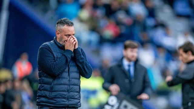 David Navarro, entrenador del Real Zaragoza: "El mal del equipo se ...