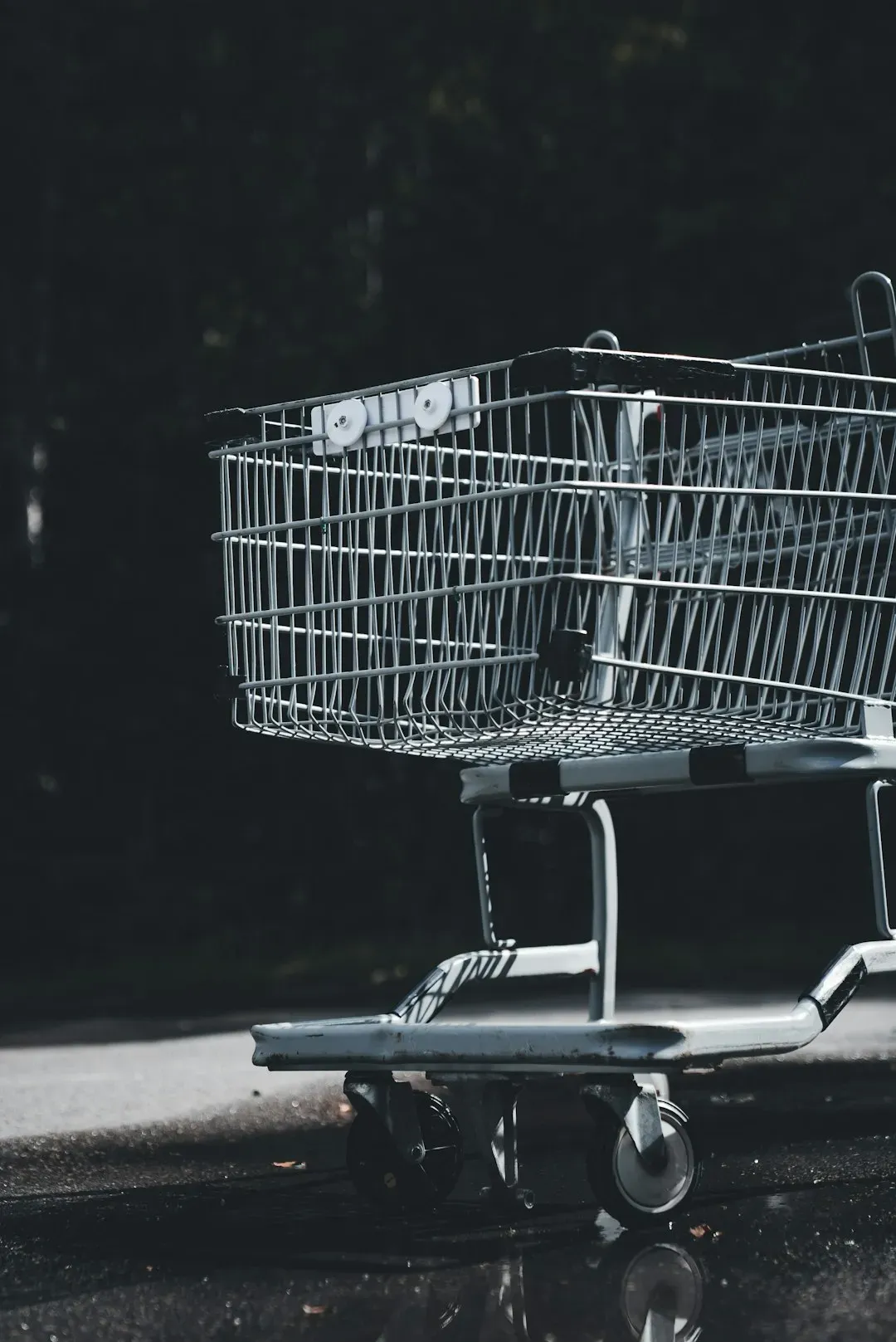 10 grocery store tricks many shoppers overlook, former employees reveal